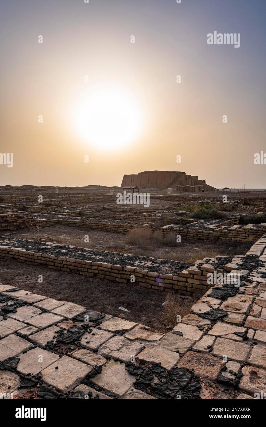 Ziggurat at sunset, ancient city of Ur, Ahwar of southern Iraq, Unesco ...