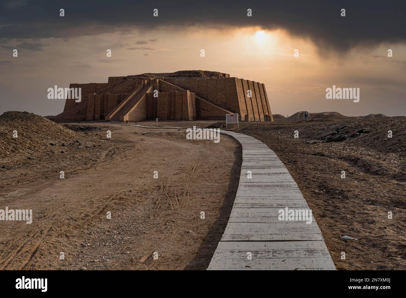 Ziggurat, ancient city of Ur, Ahwar of southern Iraq, Unesco site, Iraq ...