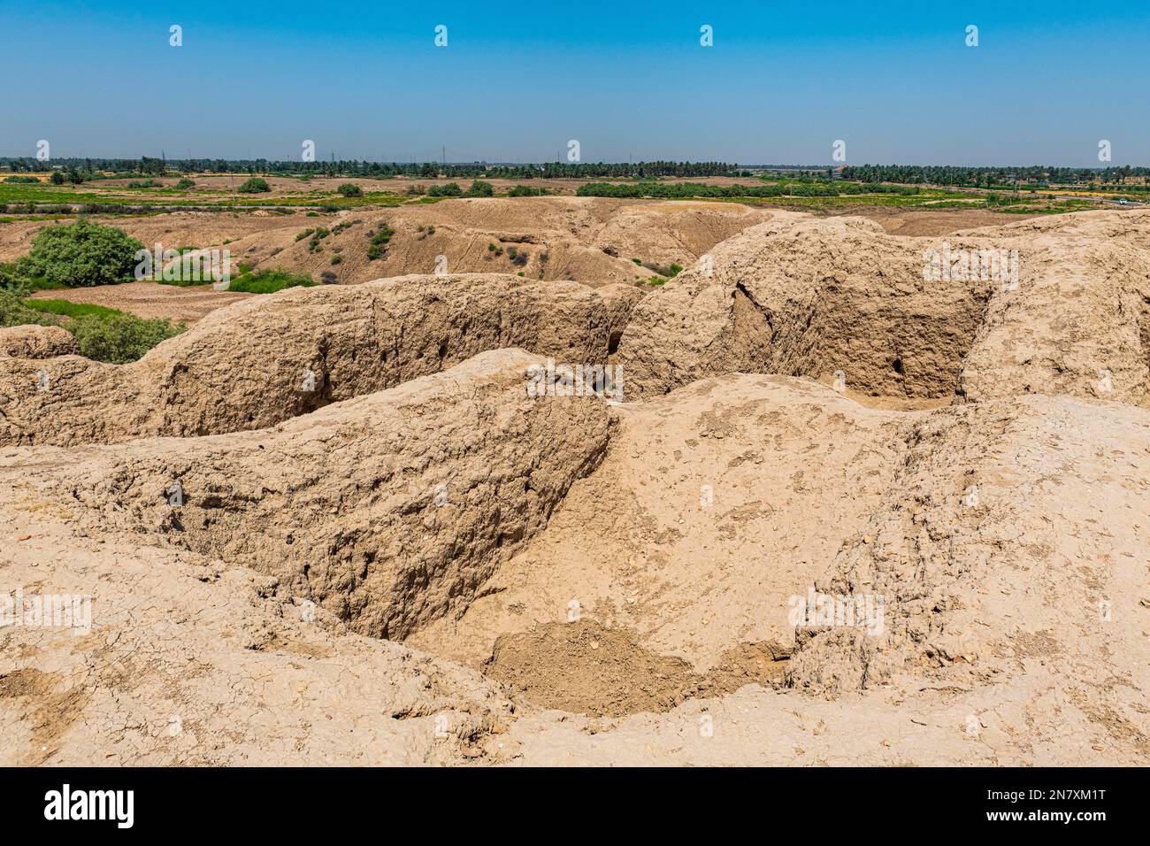 Sumerian ruins hi-res stock photography and images - Alamy