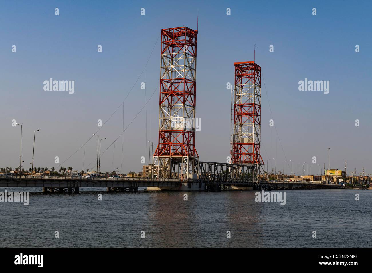 Bridge spanning over the Arvand Rood, Shatt Al-Arab, Basra, Iraq Stock ...