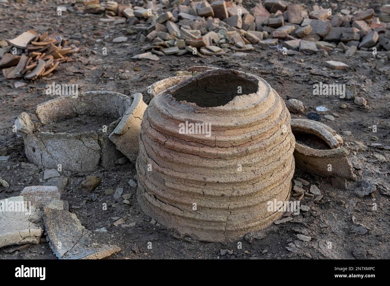 Old vases in the ancient city of Ur, Ahwar of southern Iraq, Unesco ...