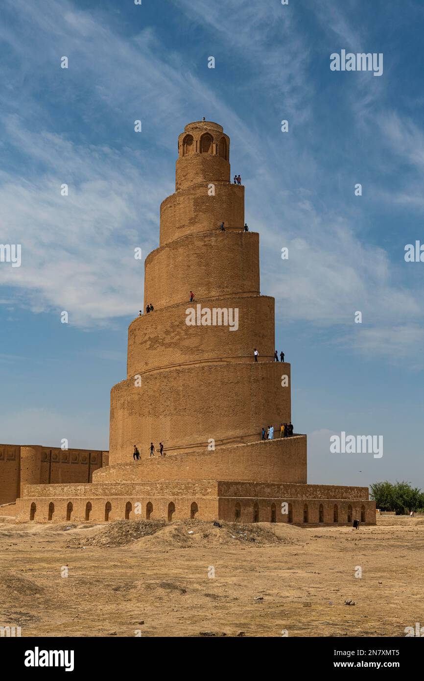 Spiral minaret of the Great Mosque of Samarra, Unesco site, Samarra ...