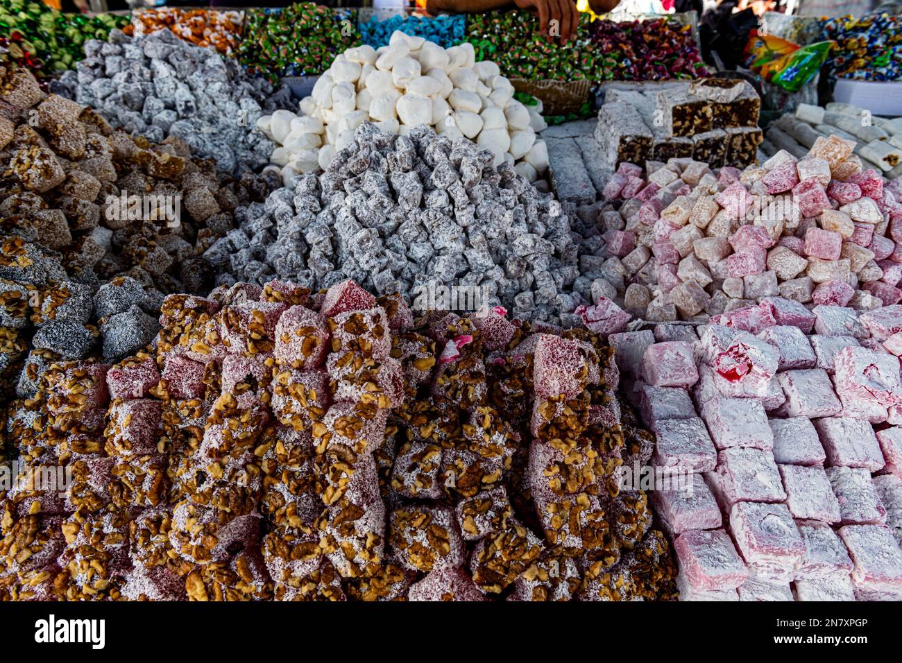 Local sweets below Kirkuk citadel, Kirkuk, Iraq Stock Photo - Alamy