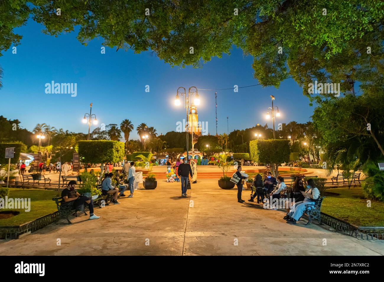 Night yucatan hi-res stock photography and images - Alamy