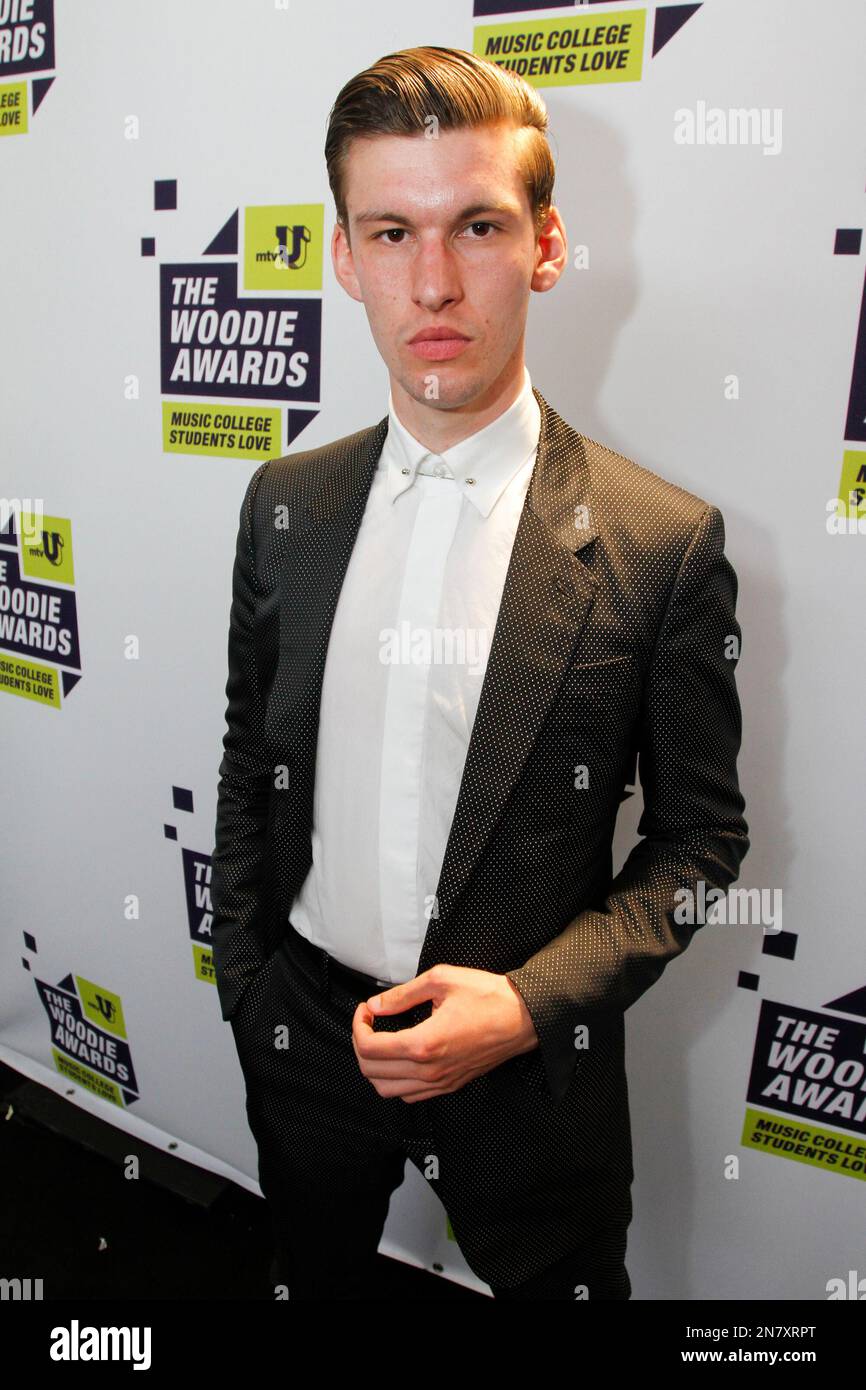 Willy Moon poses backstage at the mtvU Woodie Awards on Thursday, March ...