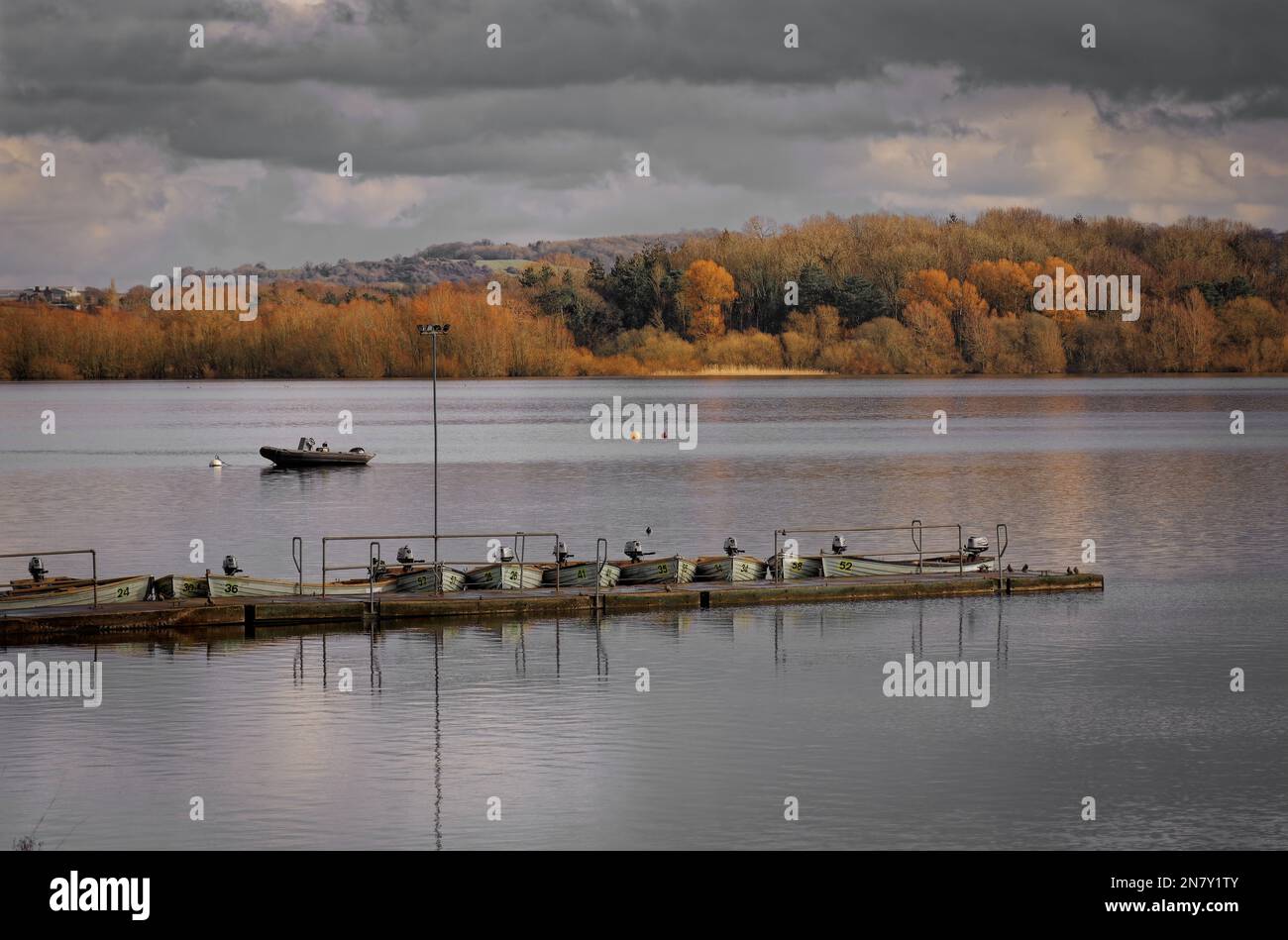 Chew Valley lake winter sun and clouds Stock Photo - Alamy