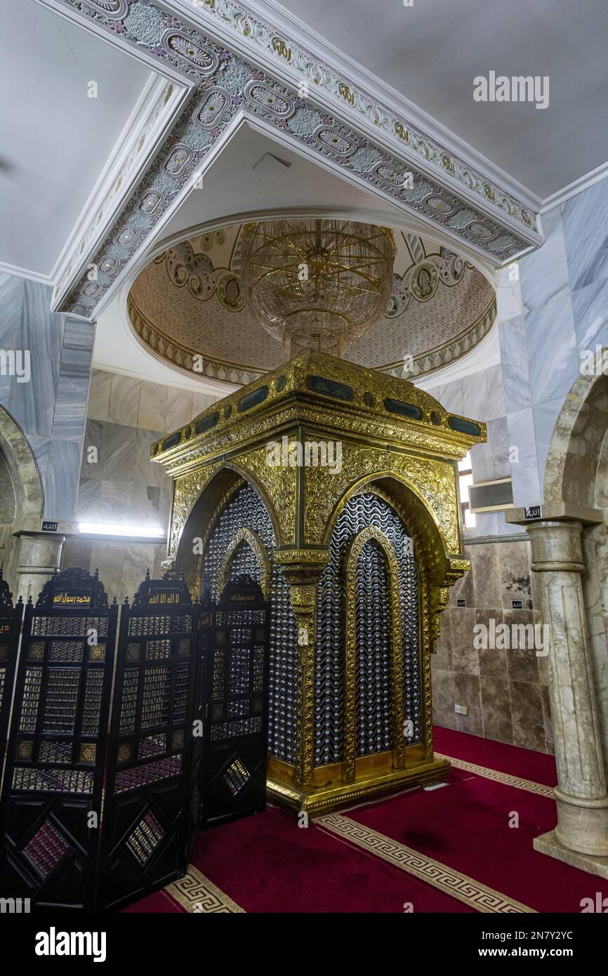 Sufi Shrine of Shaykh Maruf Karkhi, Baghdad, Iraq Stock Photo - Alamy