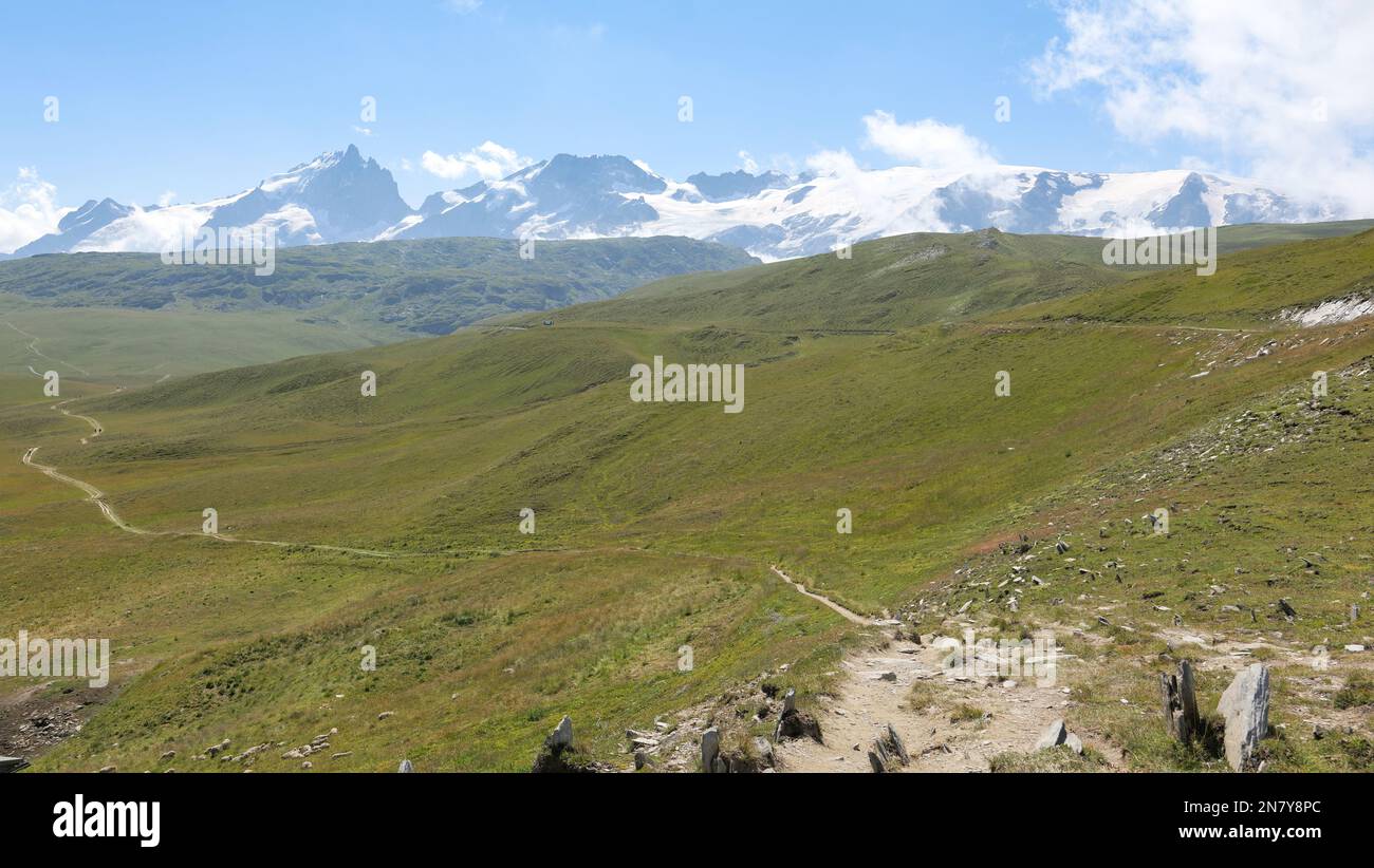 Plateau d' Emparis and the mountain chain of Grandes Rousses of the ...