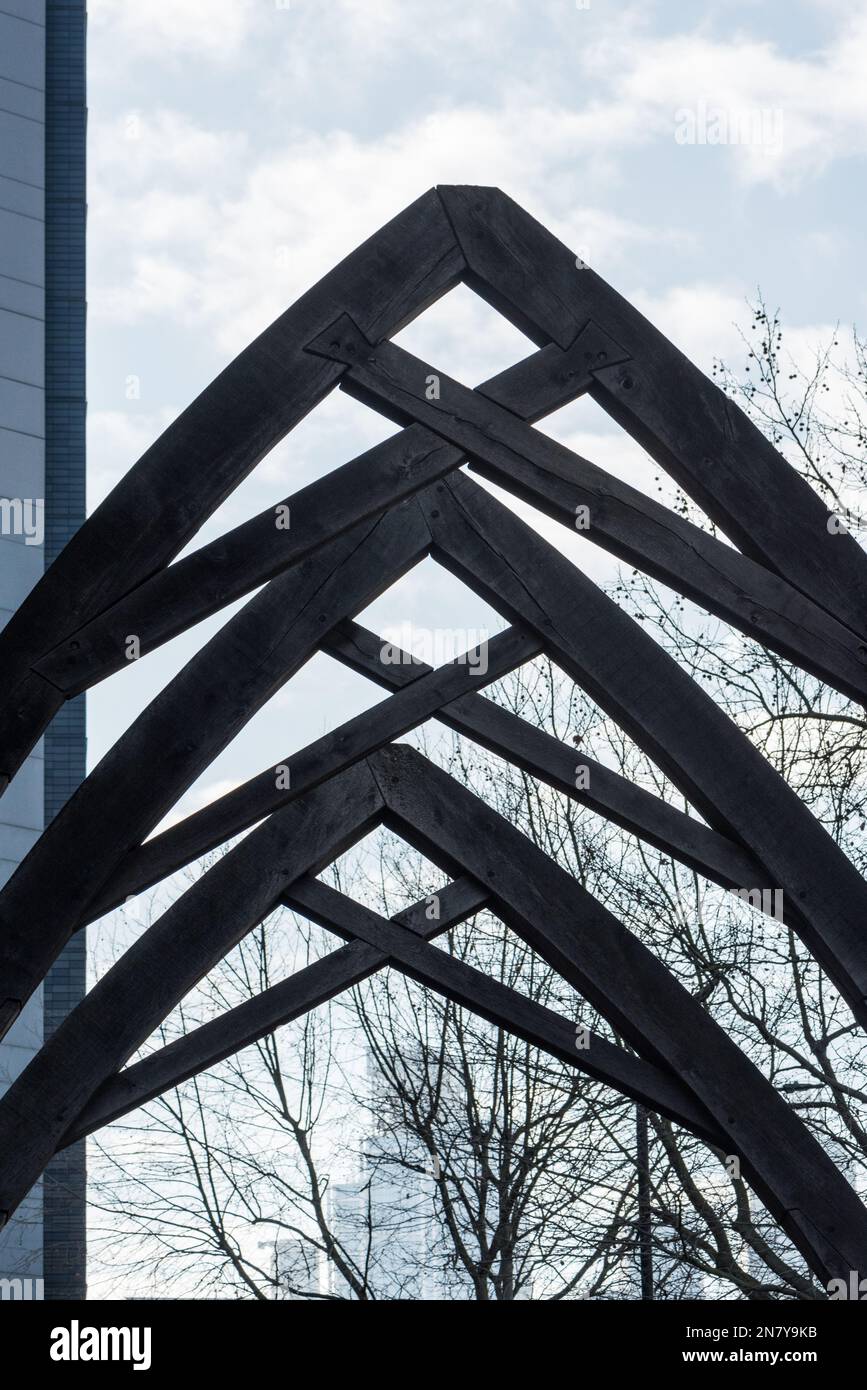 Ship-shaped sculpture at White Hart Dock, Lambeth Stock Photo - Alamy