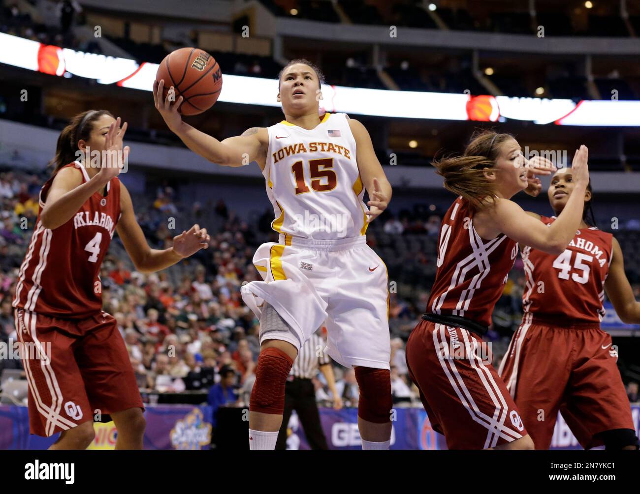 Iowa State guard Nicole (Kidd) Blaskowsky (15) gets past Oklahoma's ...