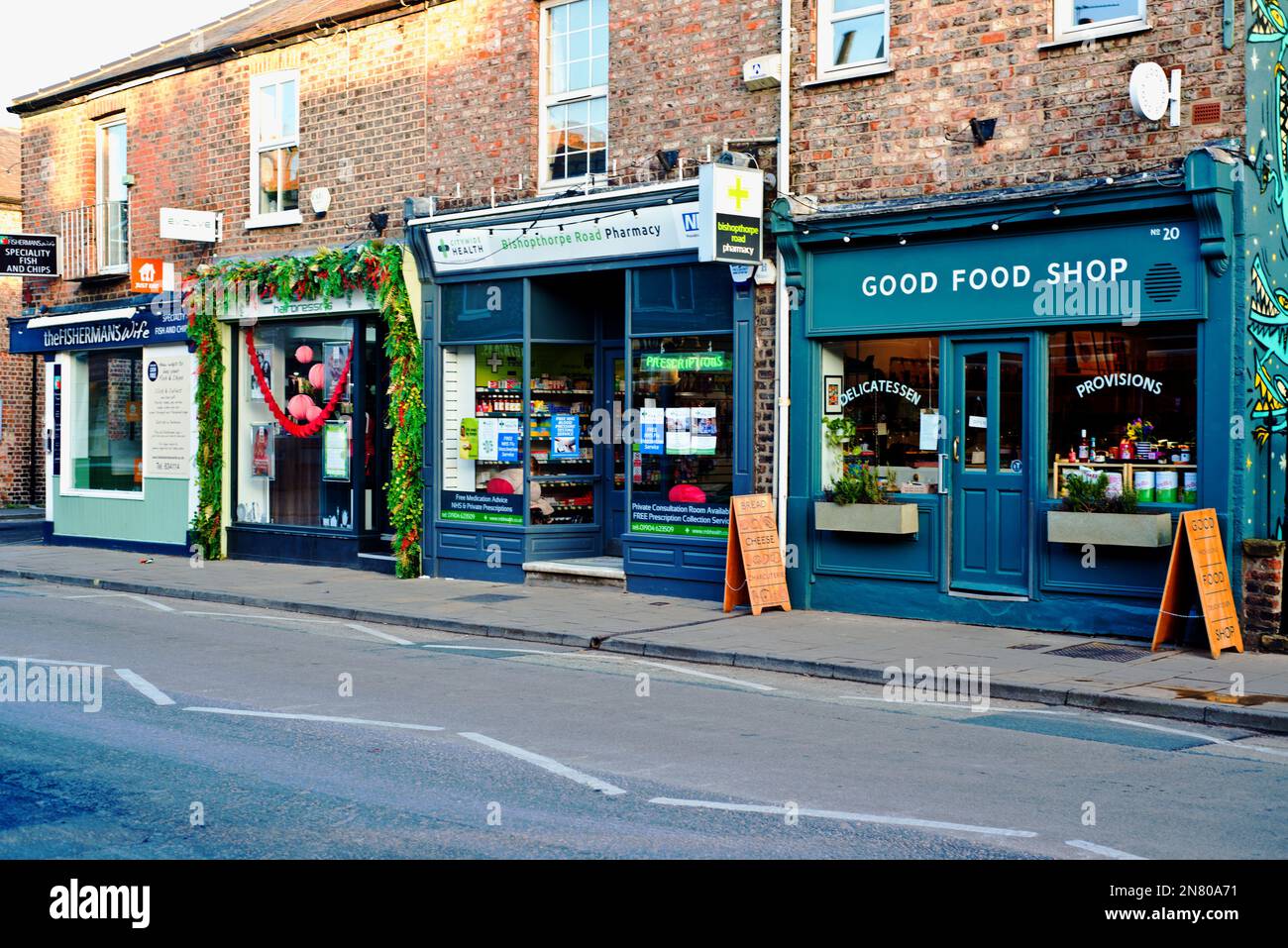 City shopping variety hi-res stock photography and images - Alamy
