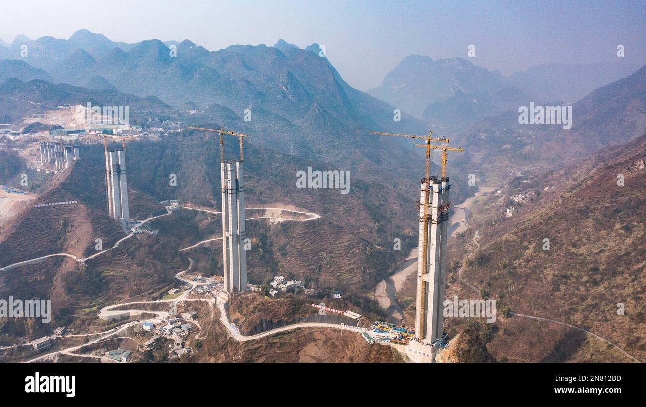 Qinglong bridge hi-res stock photography and images - Alamy