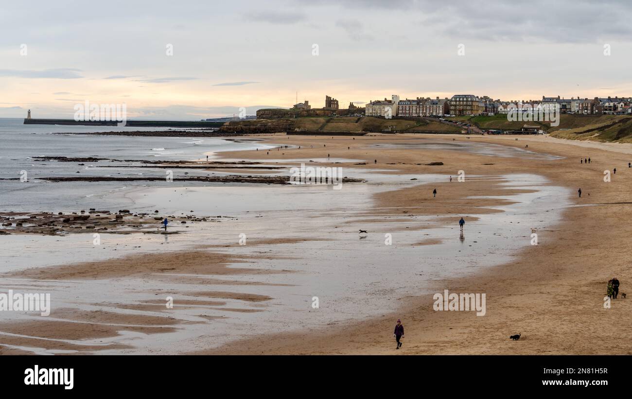 Scenic view of Longsands beach, looking towards Tynemouth Priory and ...
