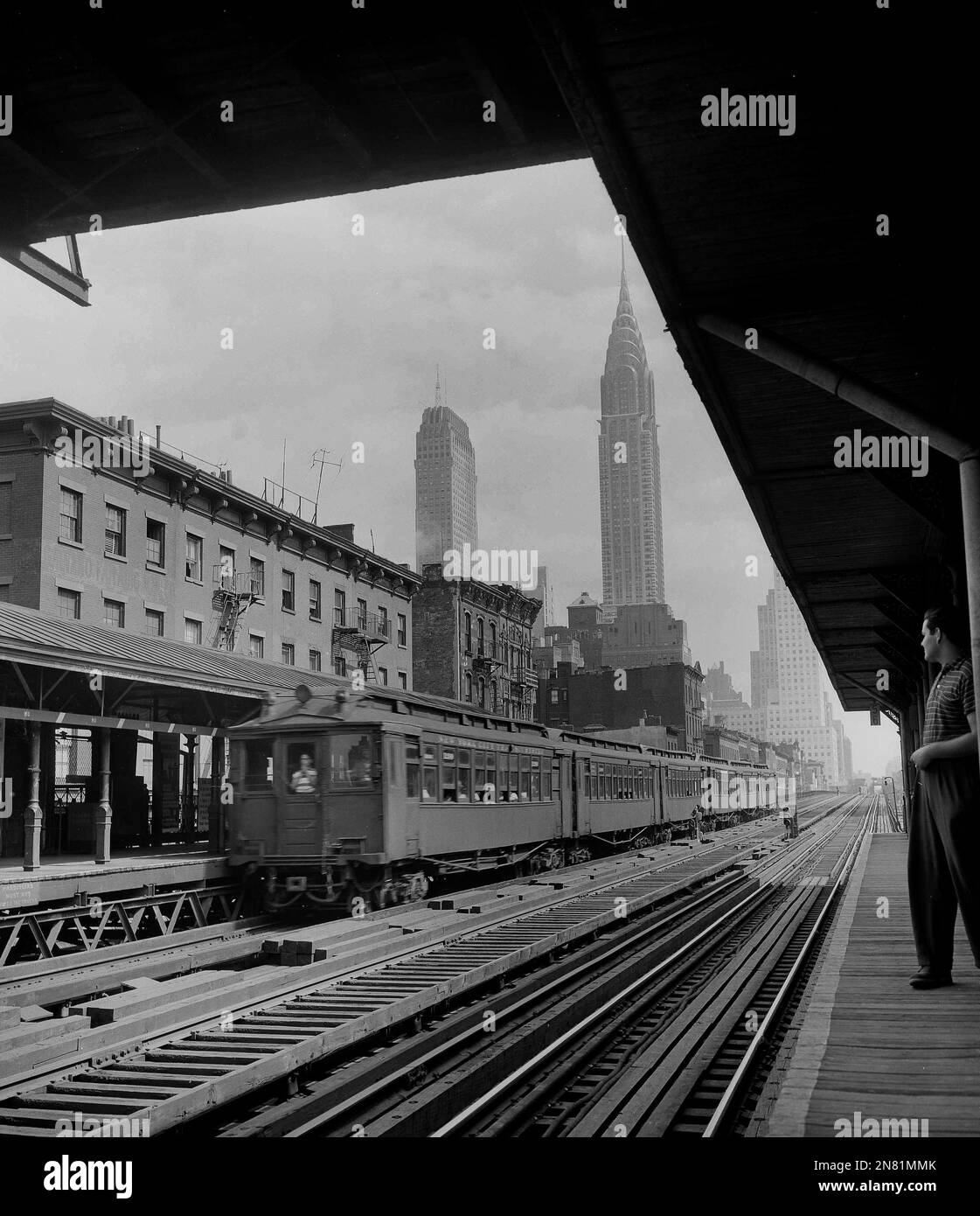 A train pulls into the 34th Street station of the Third Avenue "El ...