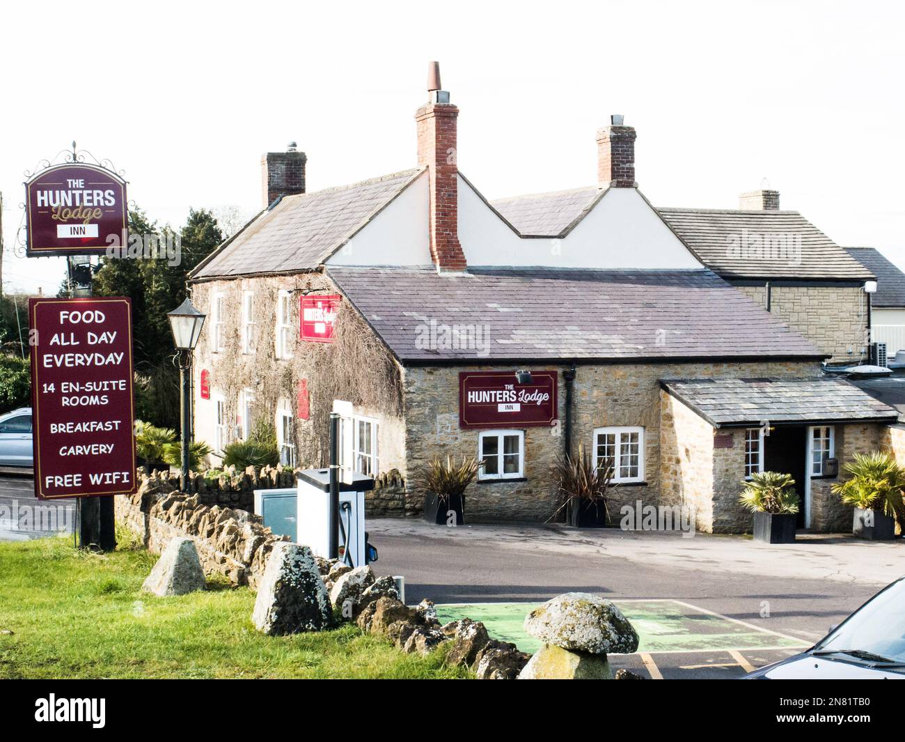 The hunters pub hi-res stock photography and images - Alamy