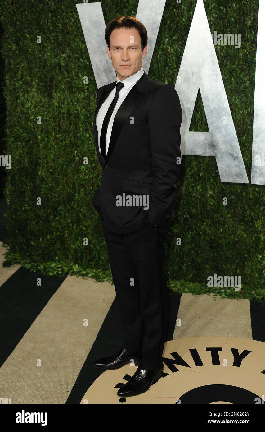 Actor Stephen Moyer arrives at the 2013 Vanity Fair Oscars Viewing and ...