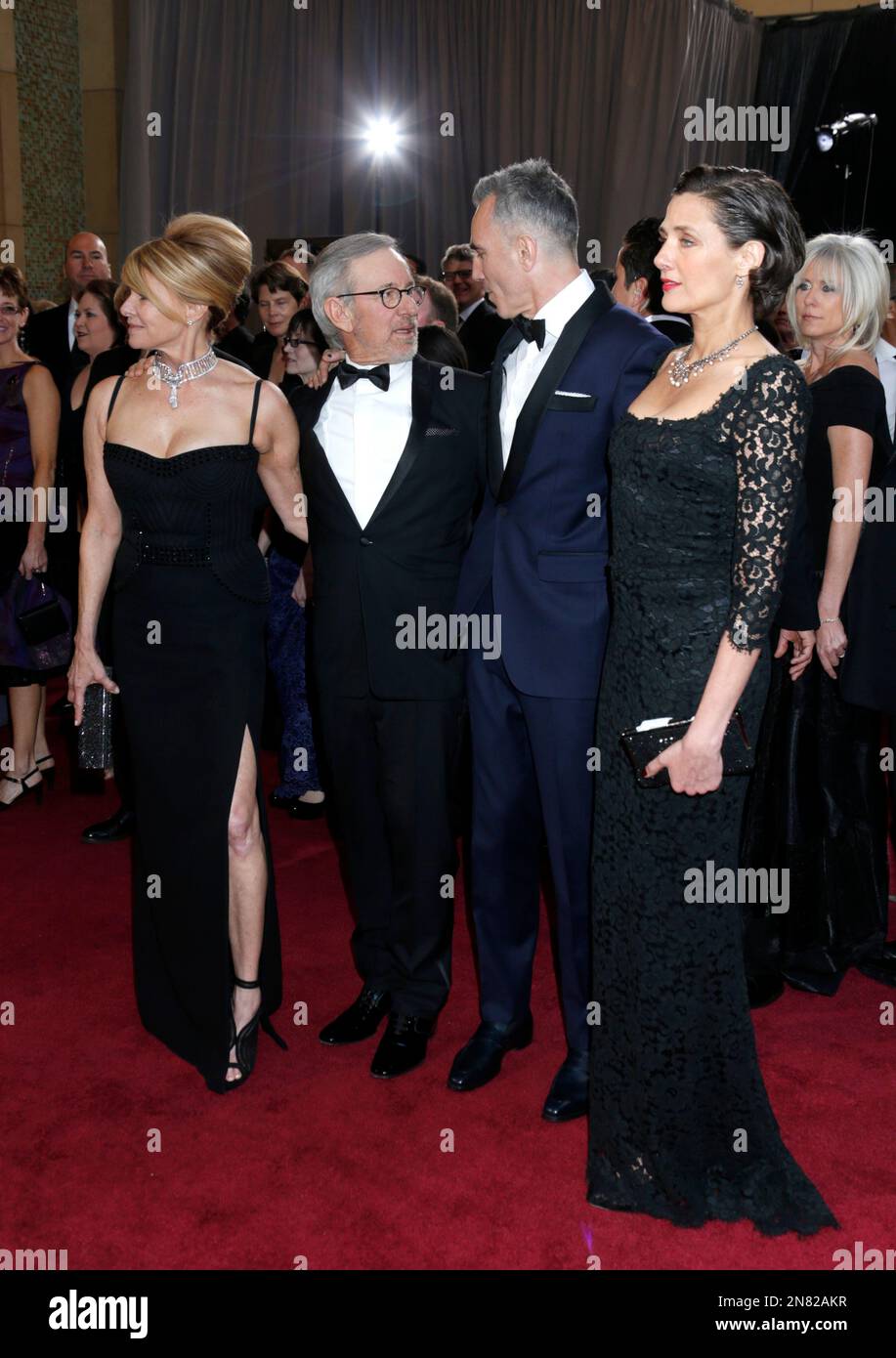 Kate Capshaw, director Steven Spielberg, actor Daniel Day-Lewis and ...