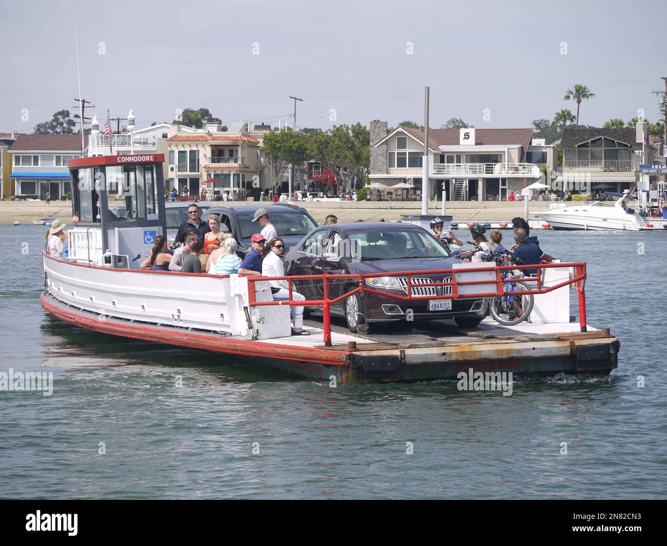 Balboa island ferry hi-res stock photography and images - Alamy