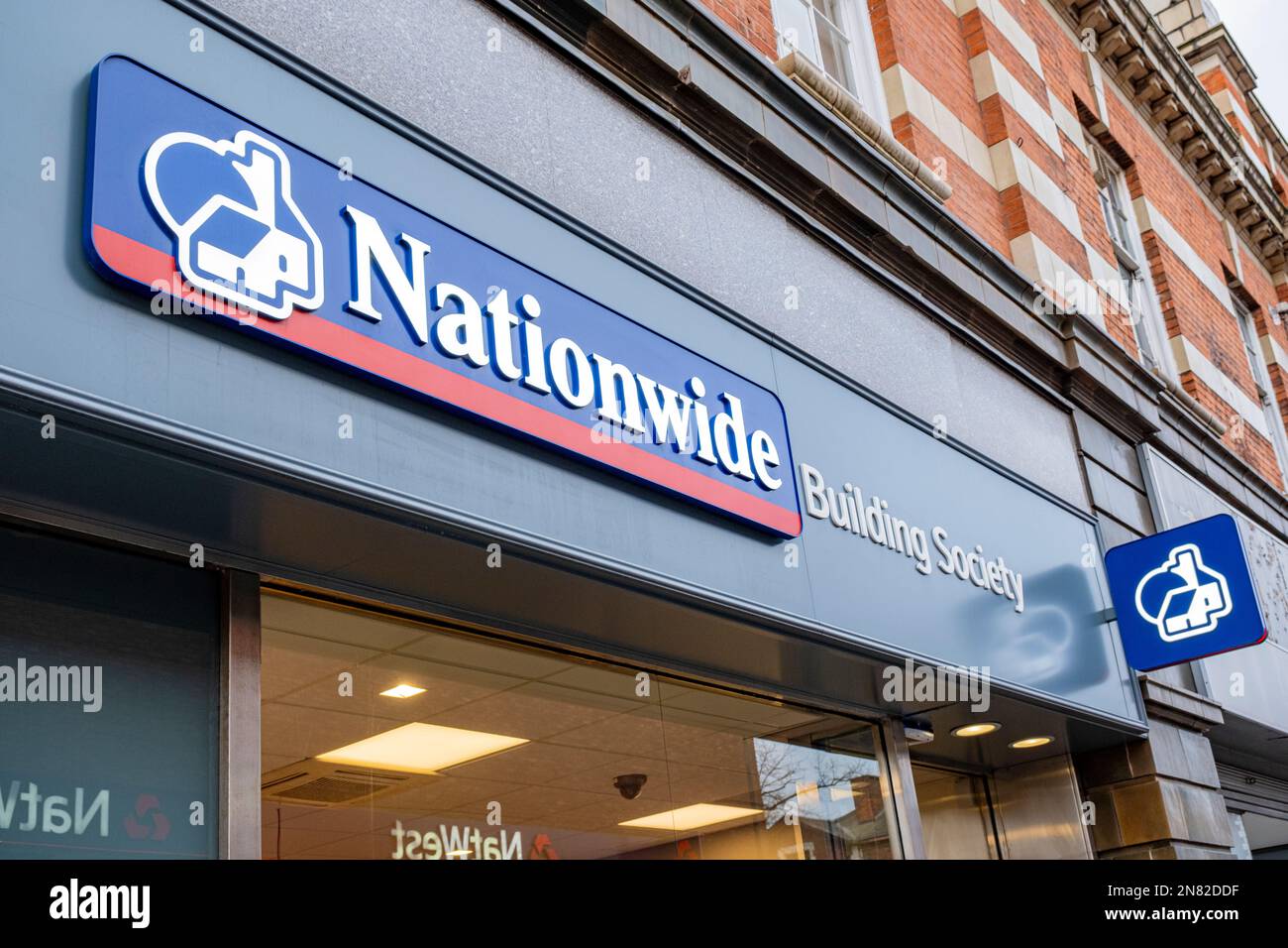 Nationwide building society logo hi-res stock photography and images ...