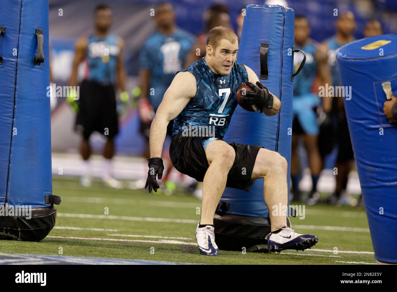 Ohio State running back Zach Boren runs a drill at the NFL football ...