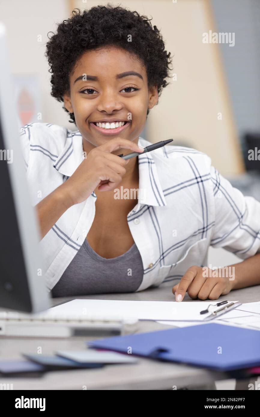 Physics project lab student hi-res stock photography and images - Alamy