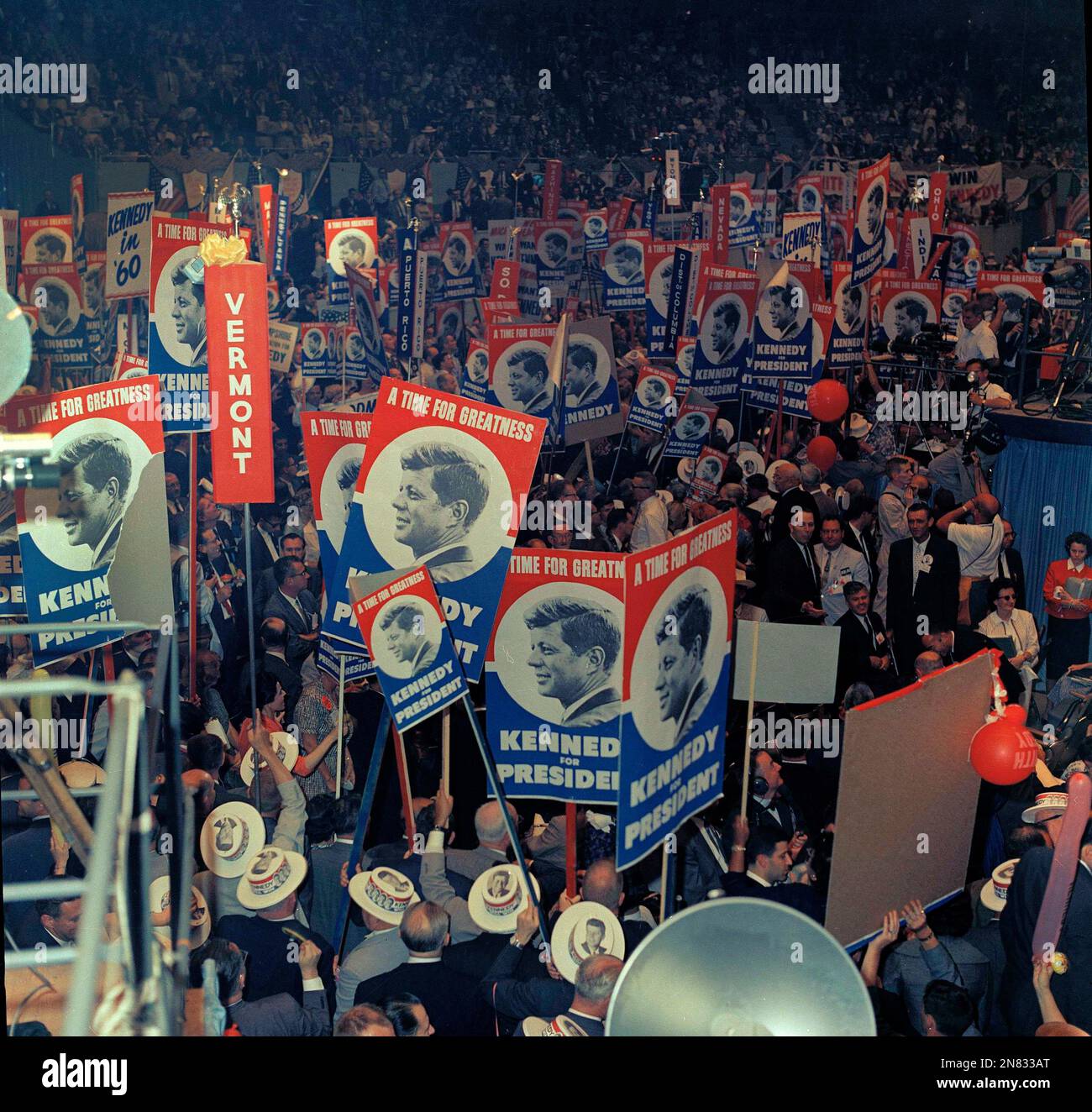 A general view of the scene on the floor of the Democratic National ...