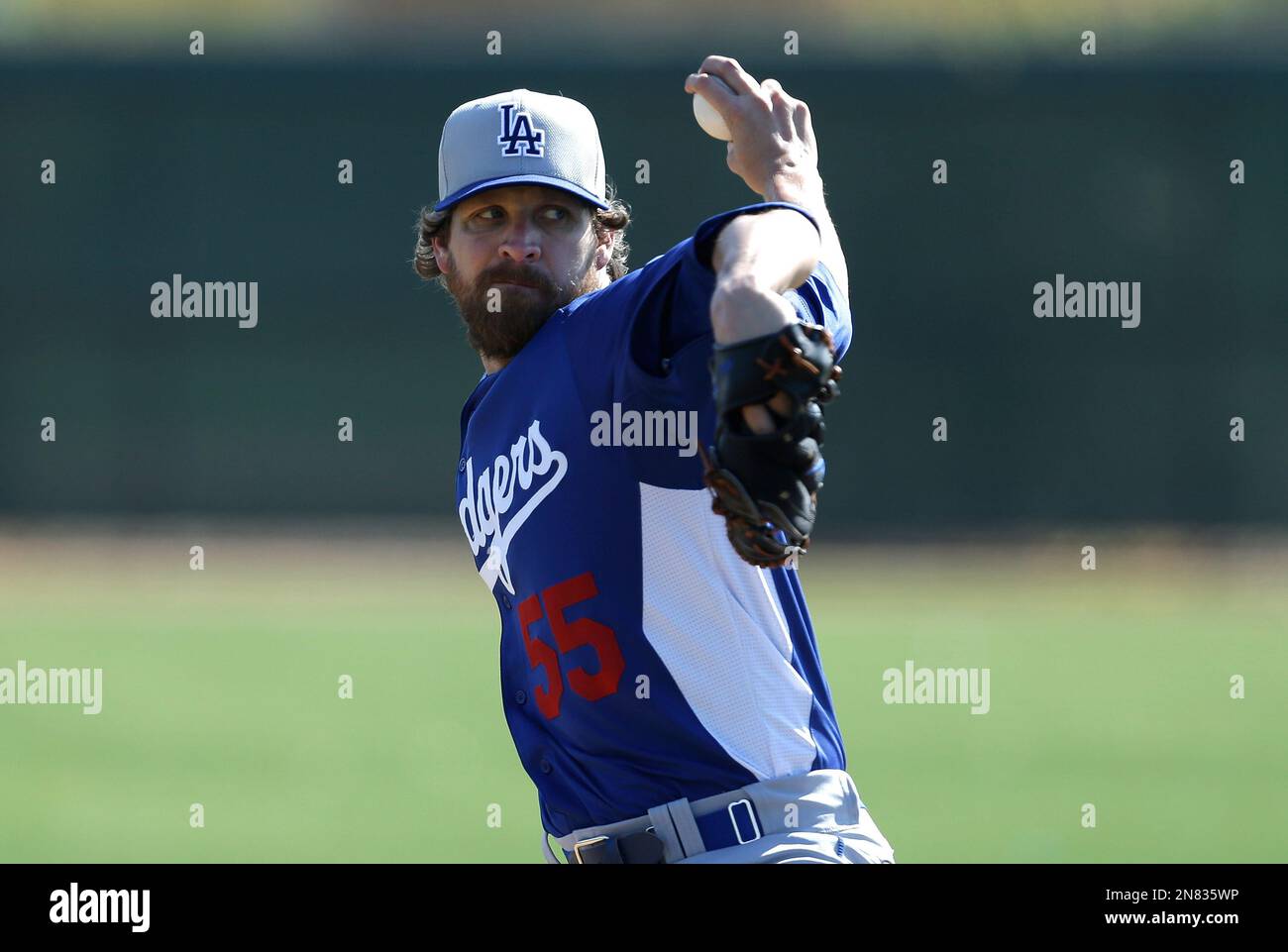 Los Angeles Dodgers relief pitcher Matt Guerrier throws during spring ...