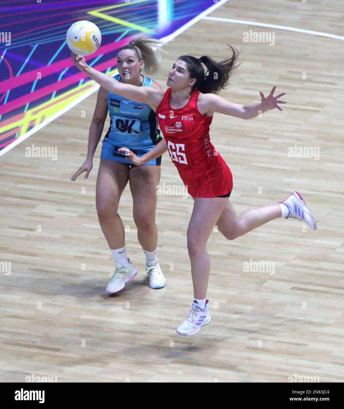 Surrey Storm's Leah Middleton (left) and Strathclyde Sirens' Bethan Goodwin battle for the ball ...