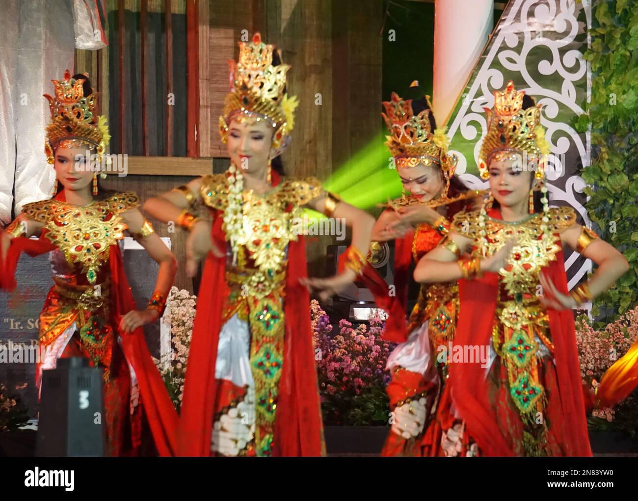Indonesian perform kenyo dance. Kenyo dance is one of Indonesian traditional dance Stock Photo ...