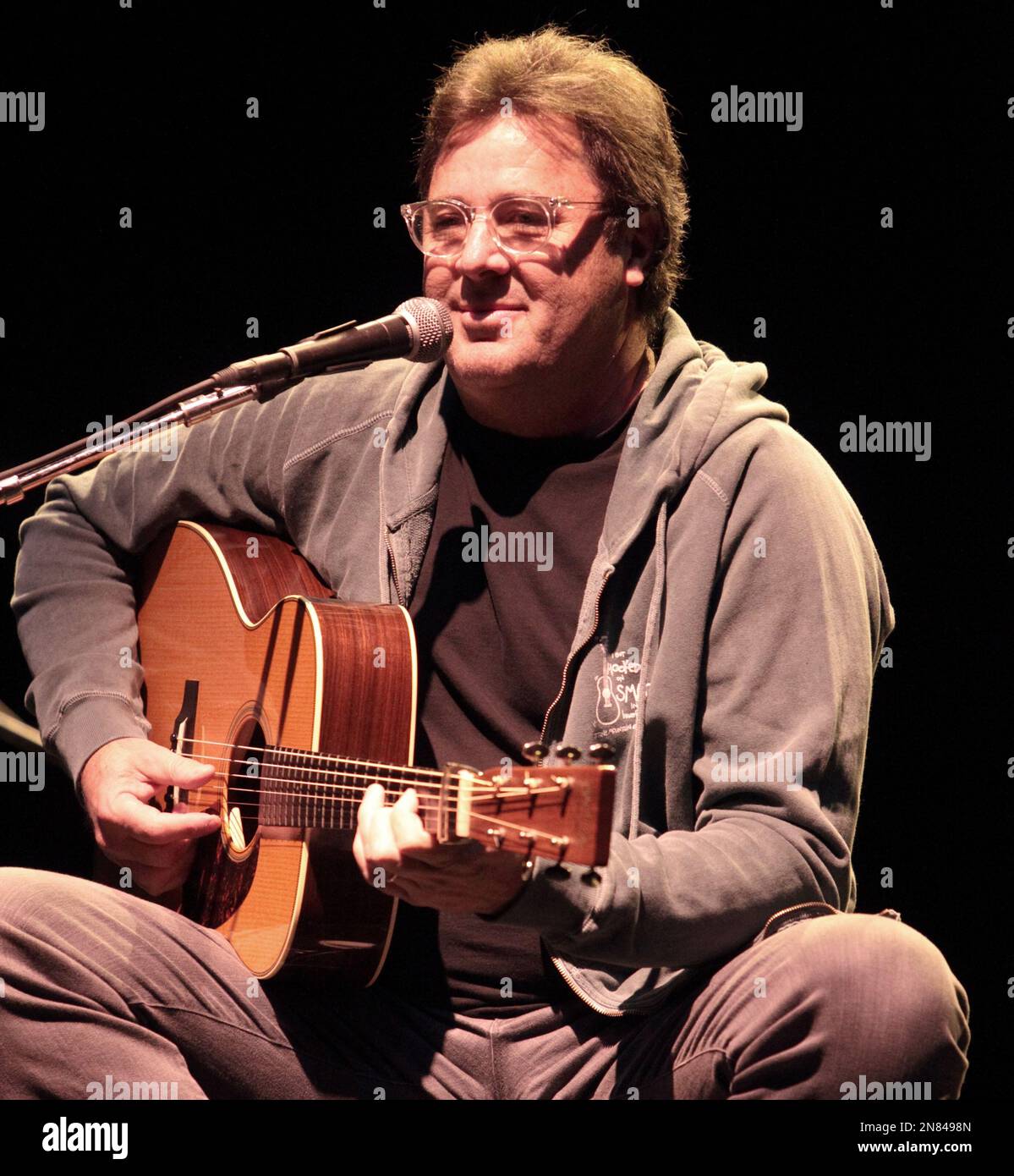 Country music artist Vince Gill performs with Western swing ensemble ...