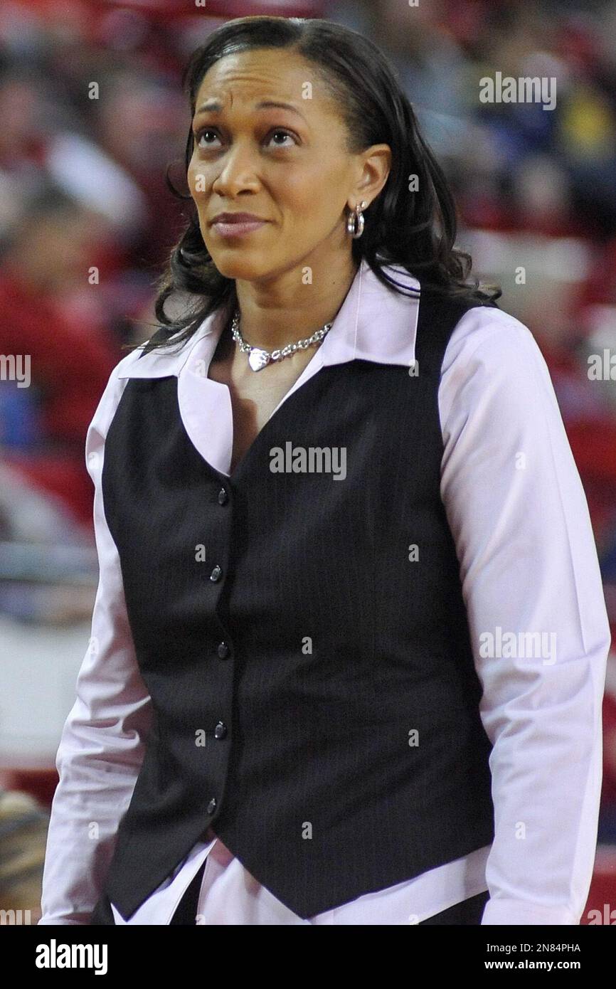 Auburn head coach Terri Williams-Flournoy looks at the scoreboard ...