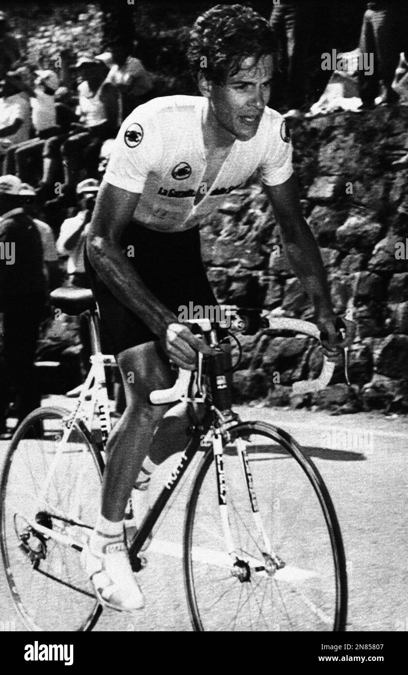 Andrew Hampsten of the U.S. is shown during the time trial of the 18th ...