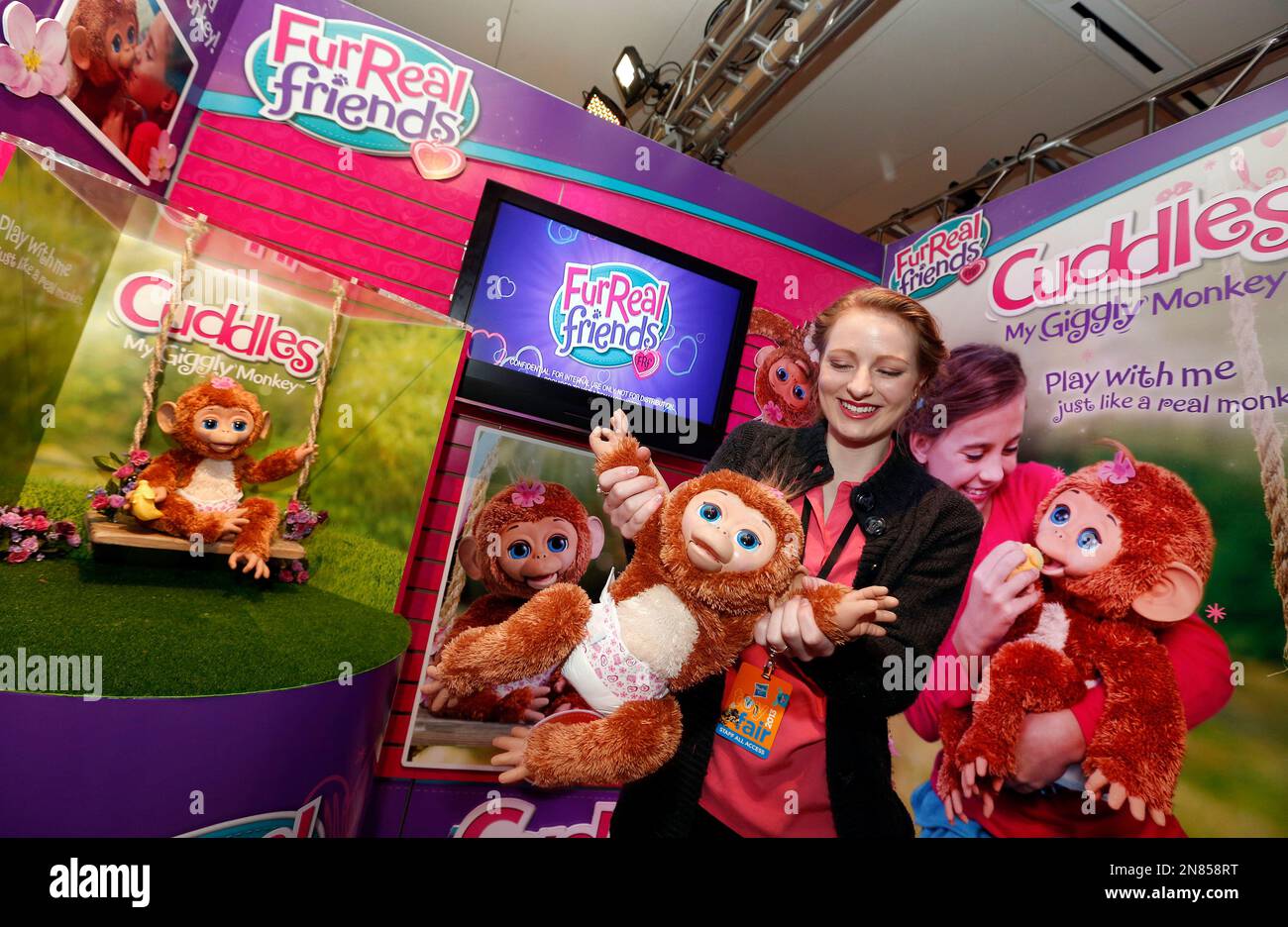 IMADE DISTRIBUTED FOR HASBRO - FURREAL FRIENDS CUDDLES, MY GIGGLY ...