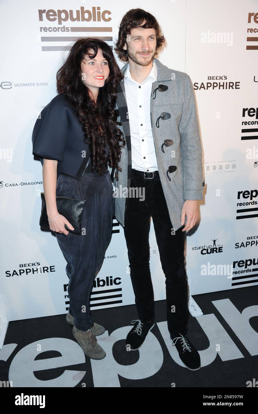 Tash Parker, left, and Gotye arrive at Republic Records Post Grammy ...