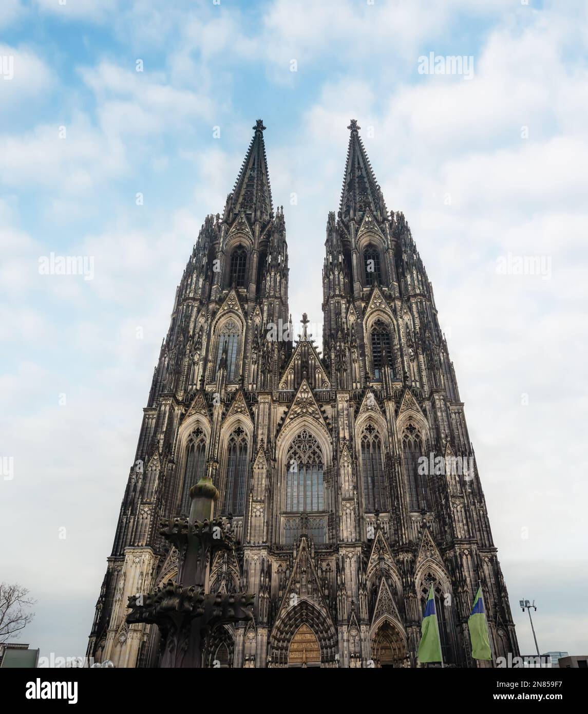Cologne facade cathedral germany hi-res stock photography and images ...