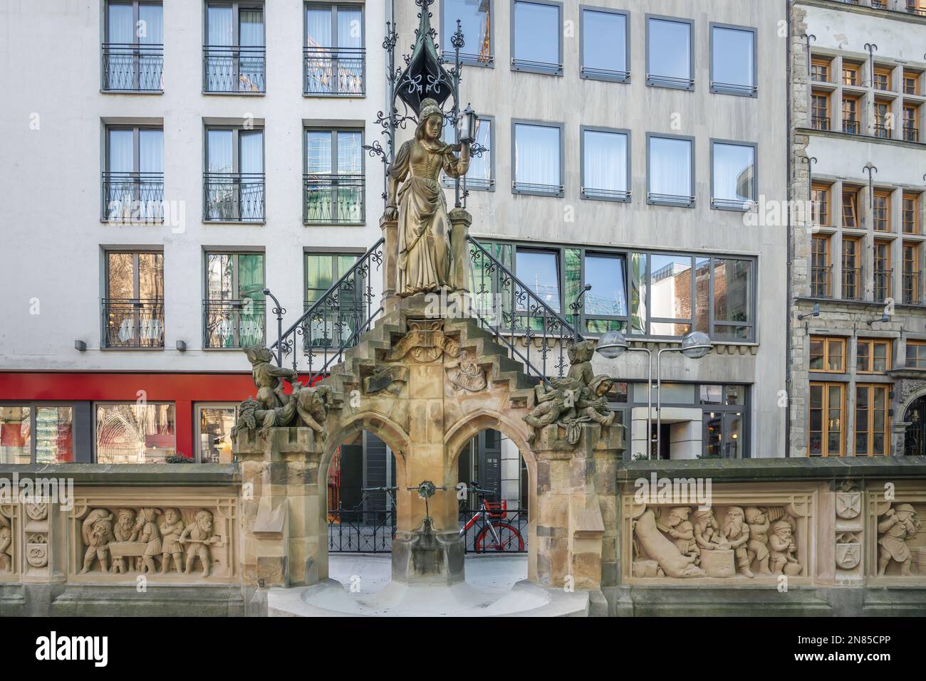 Pixies Fountain (Heinzelmannchenbrunnen) - Cologne, Germany Stock Photo ...