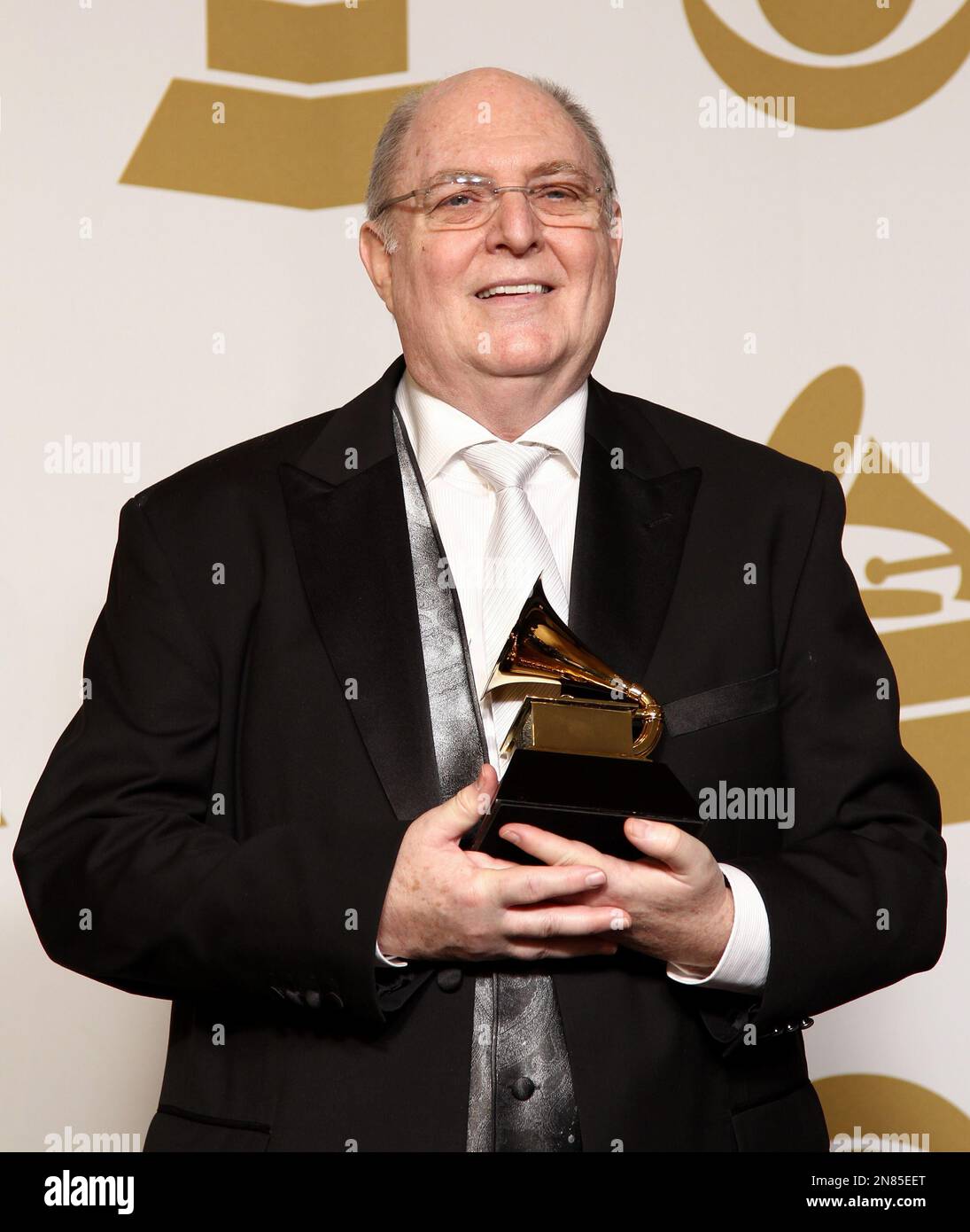 Billy Vera poses backstage with the best album notes award for ...