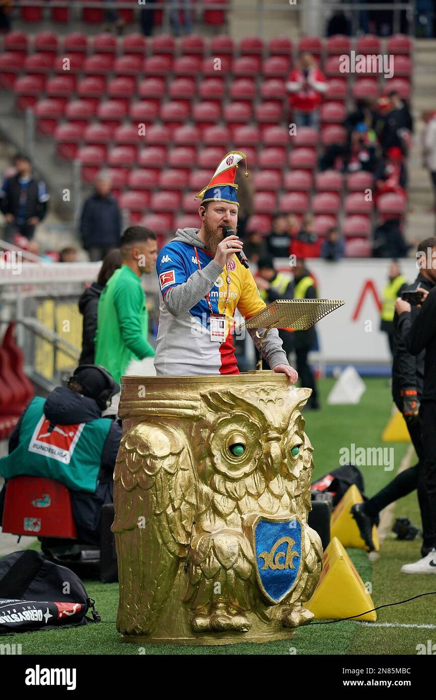 Announcer booth hi-res stock photography and images - Alamy