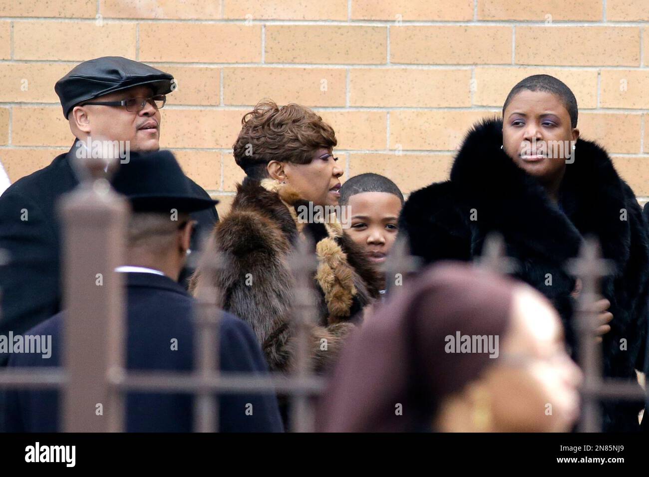 Father Nathaniel Pendleton, left, his son Nathaniel Jr. and mother ...