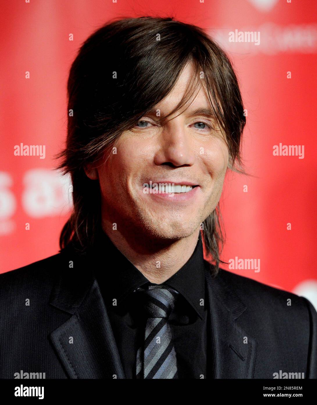 Johnny Rzeznik arrives at the MusiCares Person of the Year tribute ...
