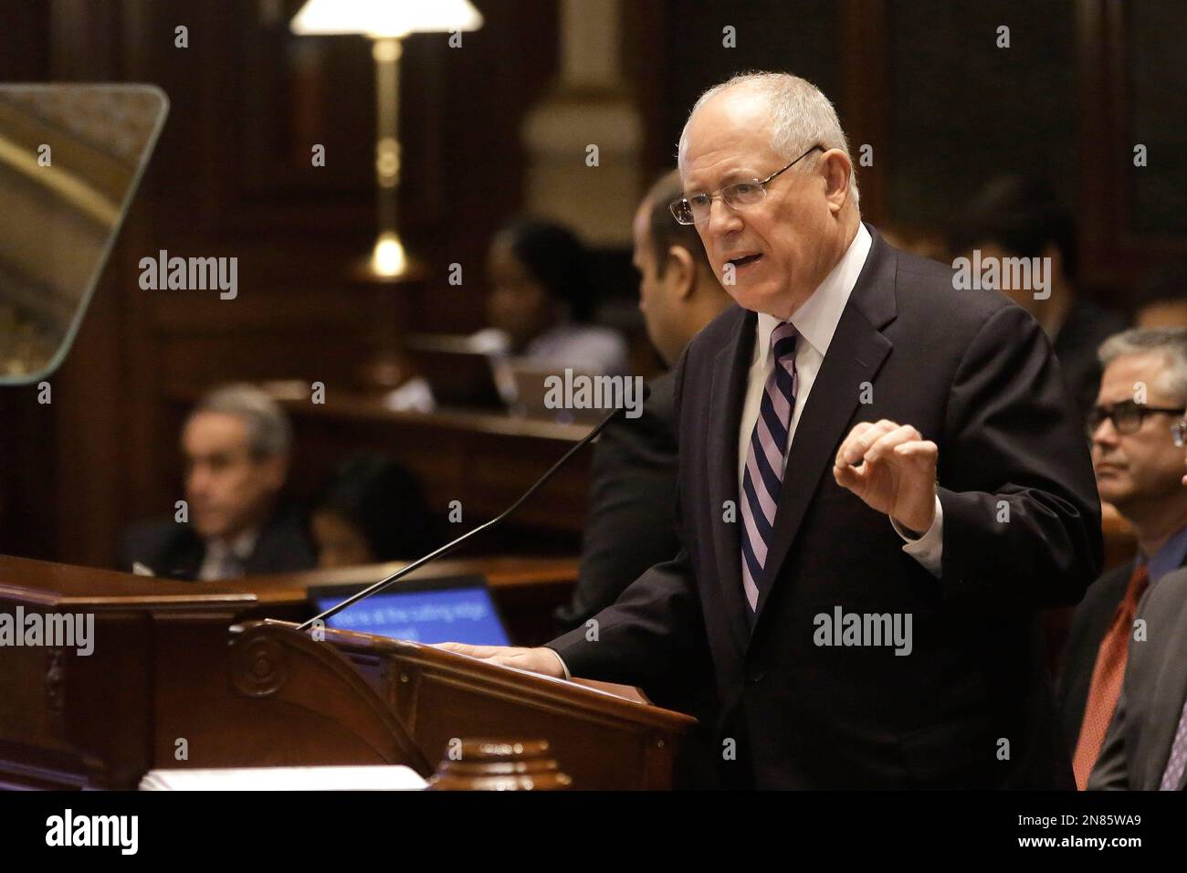 Illinois Gov. Pat Quinn delivers his State of the State address to a ...