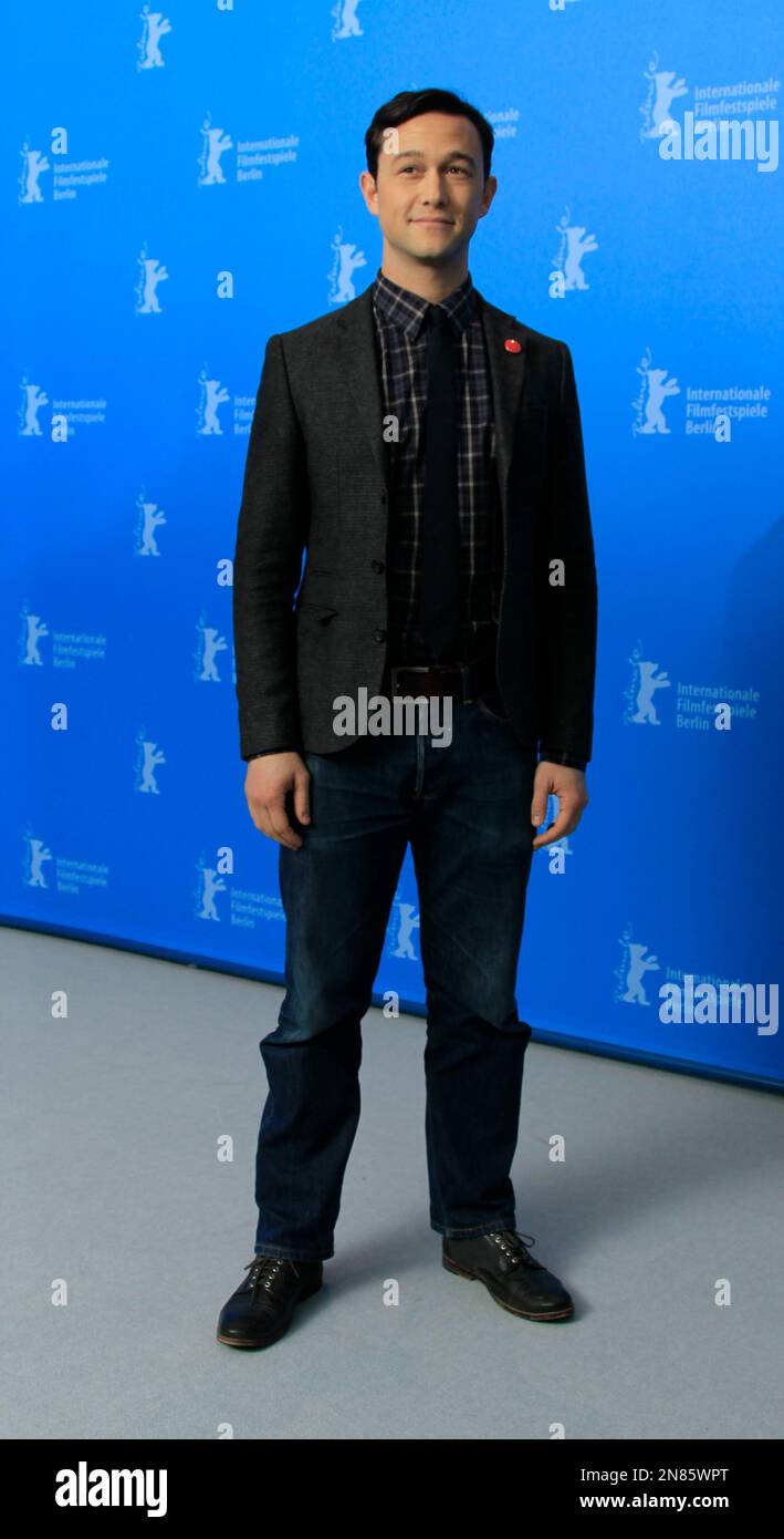 Director and Actor Joseph Gordon Levitt poses at the photo call for the ...