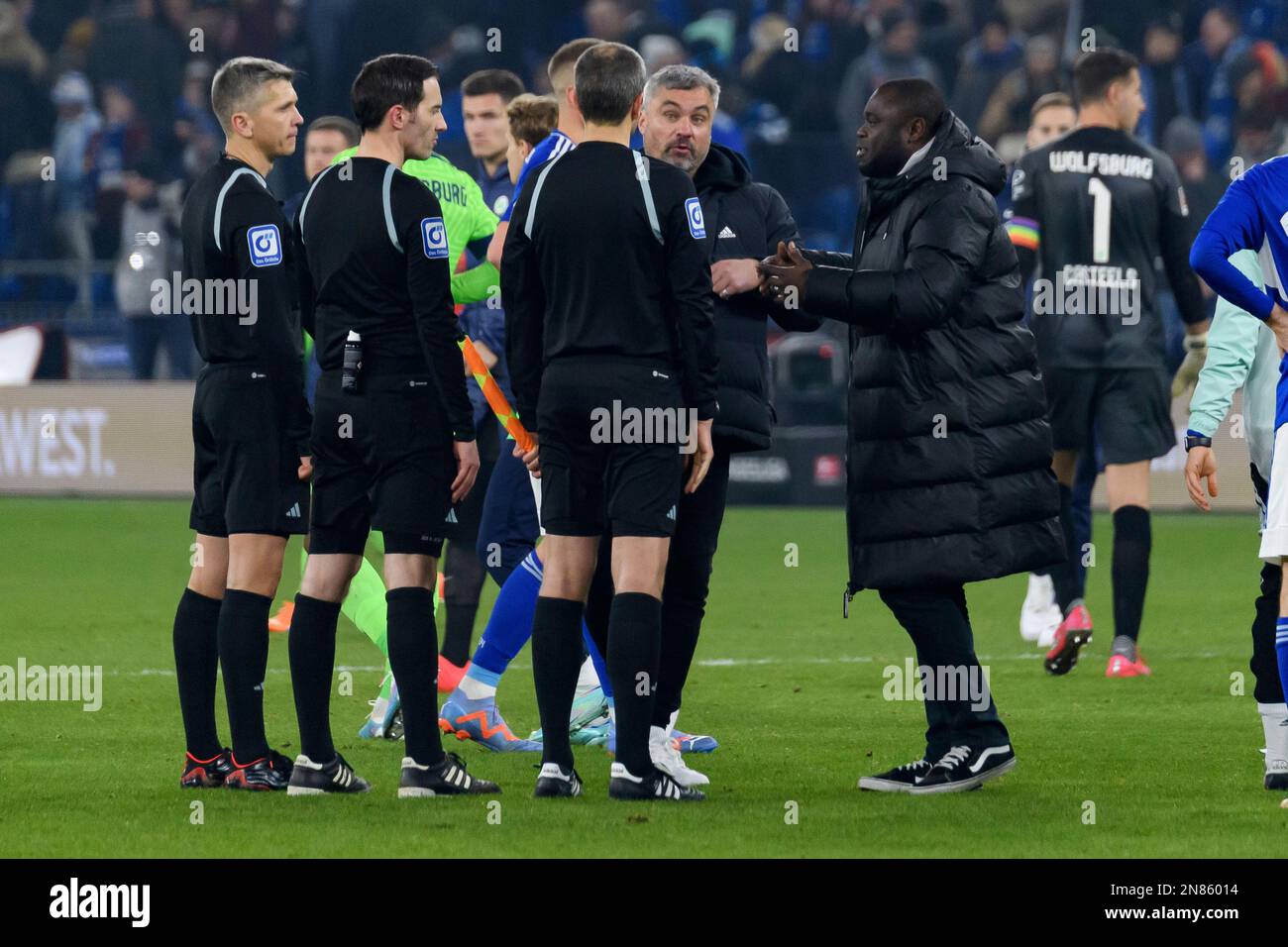 Manager ge hi-res stock photography and images - Alamy
