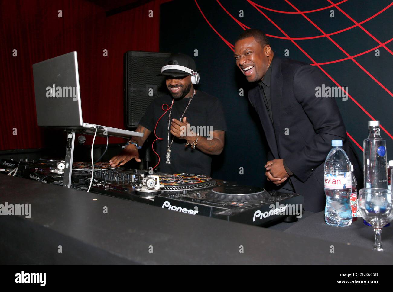 Jermaine Dupri and Chris Tucker attend at Delta Air Lines, the official ...
