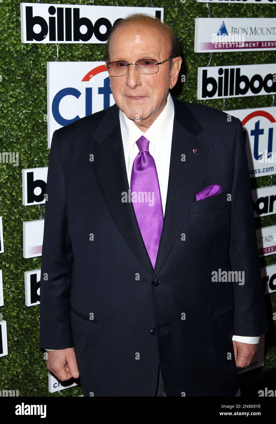 Clive Davis, Billboard Musical Visionary Award honoree, arrives at ...