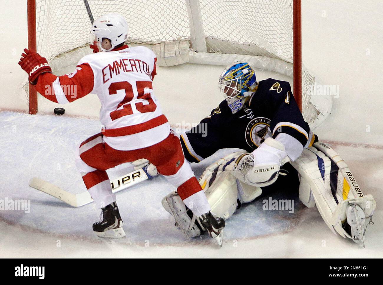 Detroit Red Wings' Cory Emmerton, left, celebrates after scoring past ...