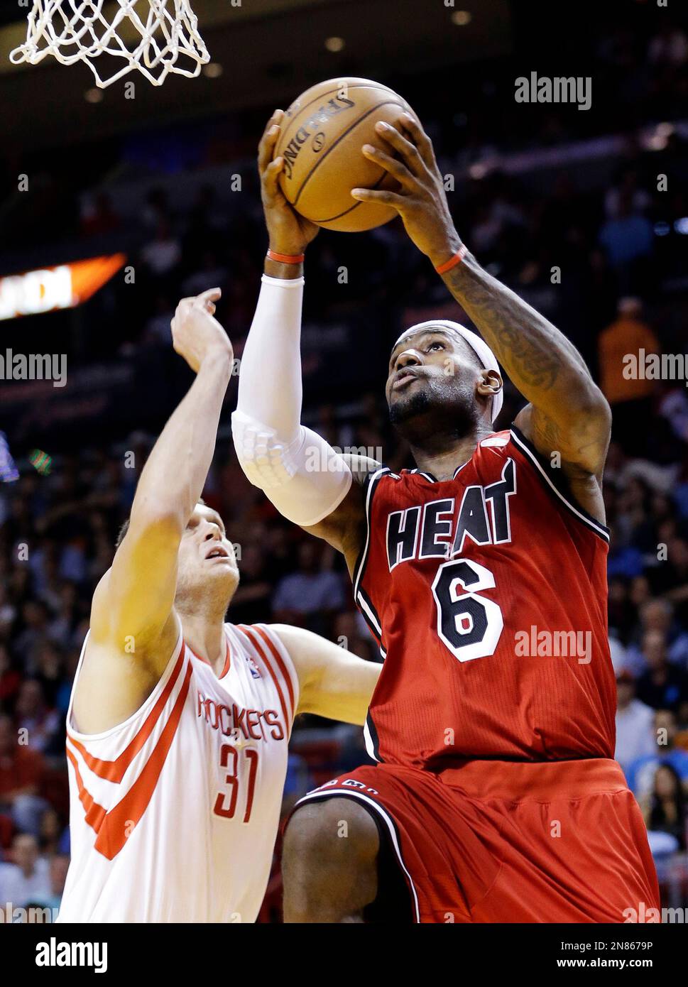 Miami Heat forward LeBron James (6) shoots against Houston Rockets ...