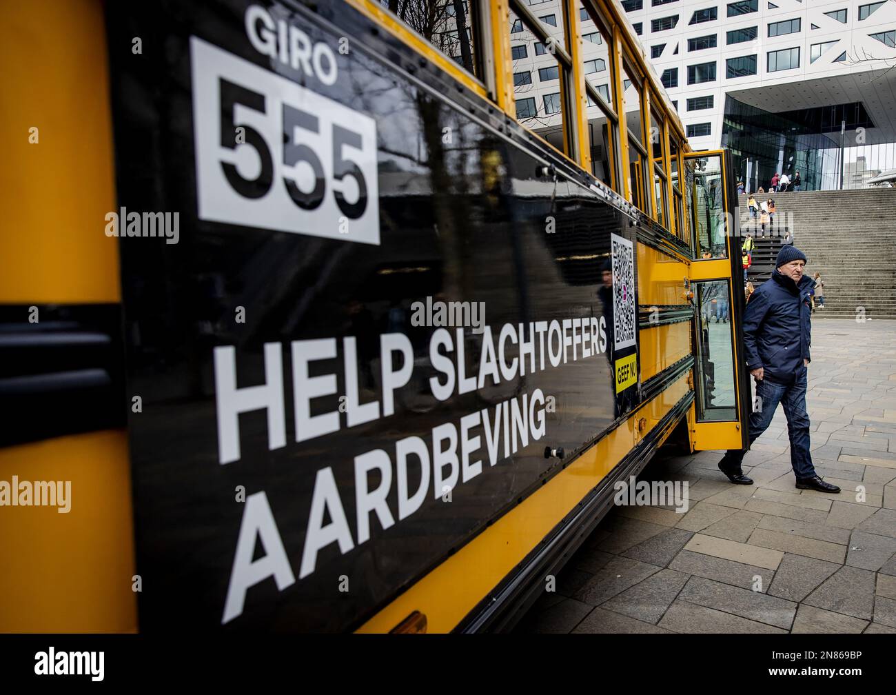 555 bus hi-res stock photography and images - Alamy