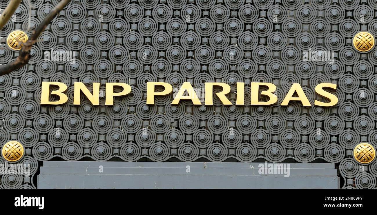 The logo of the French bank BNP Paribas headquarters in Paris. Tuesday ...