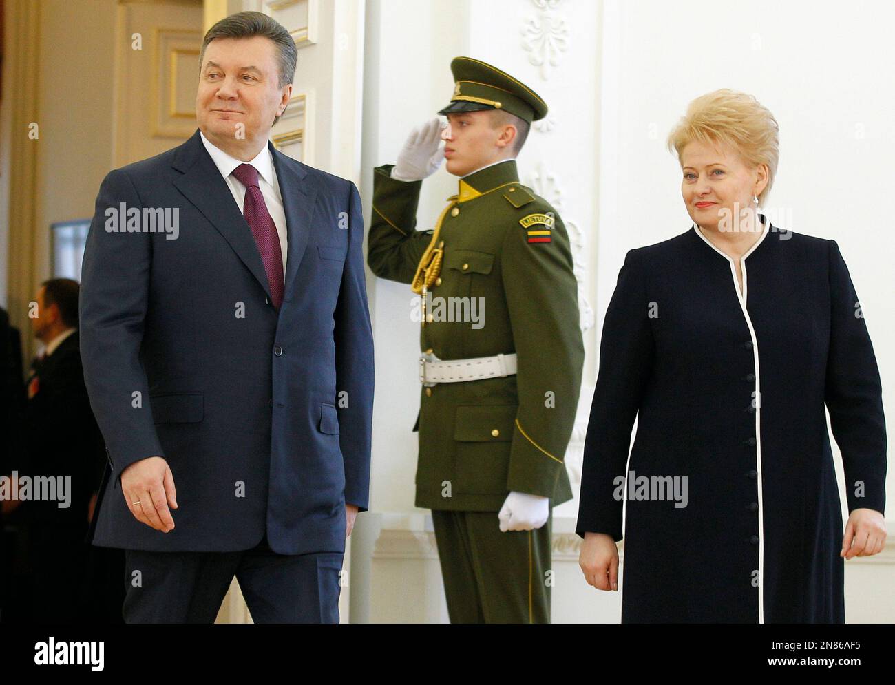 Ukraine's President Viktor Yanukovych, left, and Lithuania's President ...